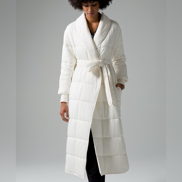 Soma | Intimates & Sleepwear | Soma Long White Puffer Robe Euc | Poshmark